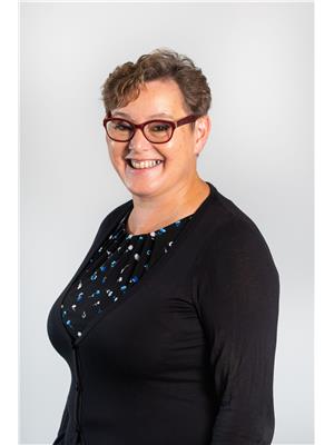 31 Homes for Sale in Mitchell - Mitchell Real Estate | Ovlix