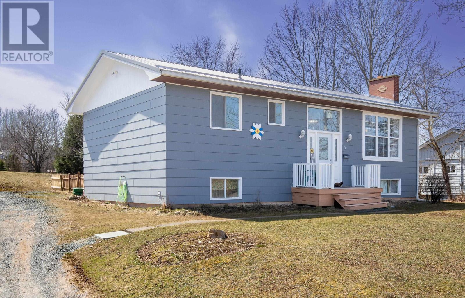 107 Joffre Street Extension, Stewiacke, NS B0N 2J0