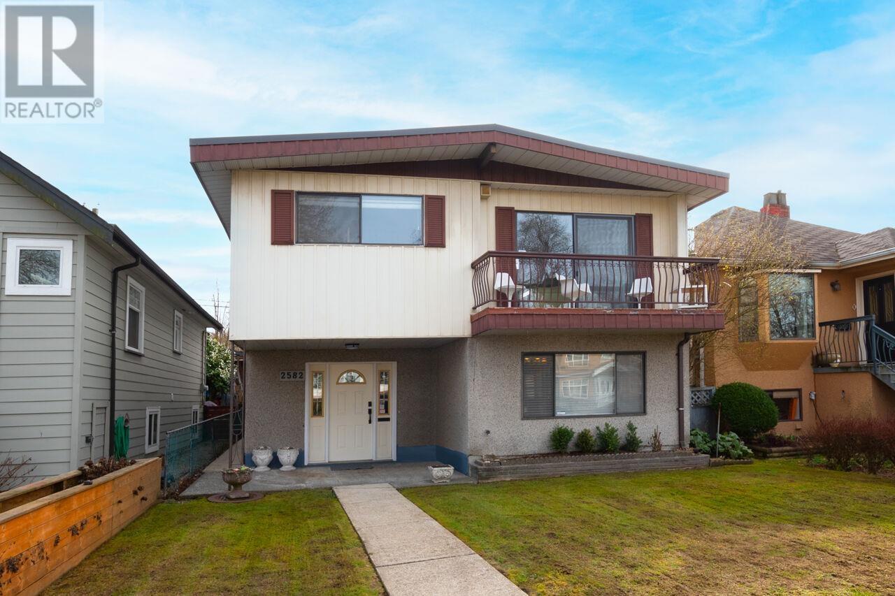 2582 PARKER STREET, Vancouver, BC V5K 2T3 | MLS#R2860838