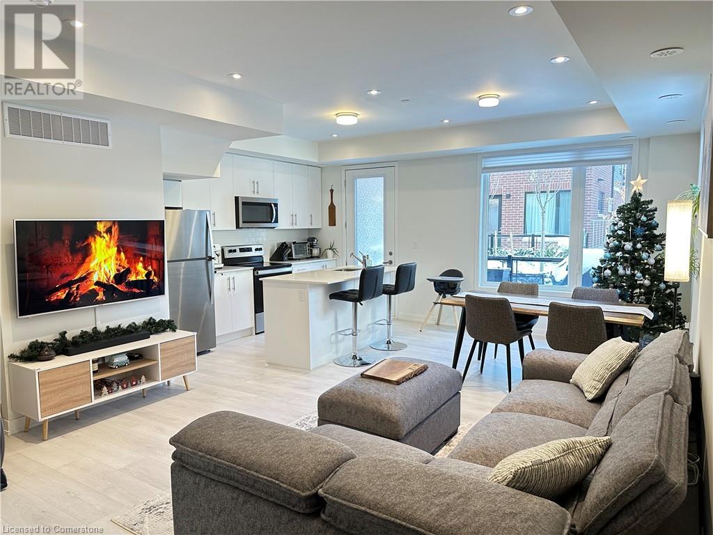 17 - 3409 Ridgeway Drive, Mississauga | Condo Culture