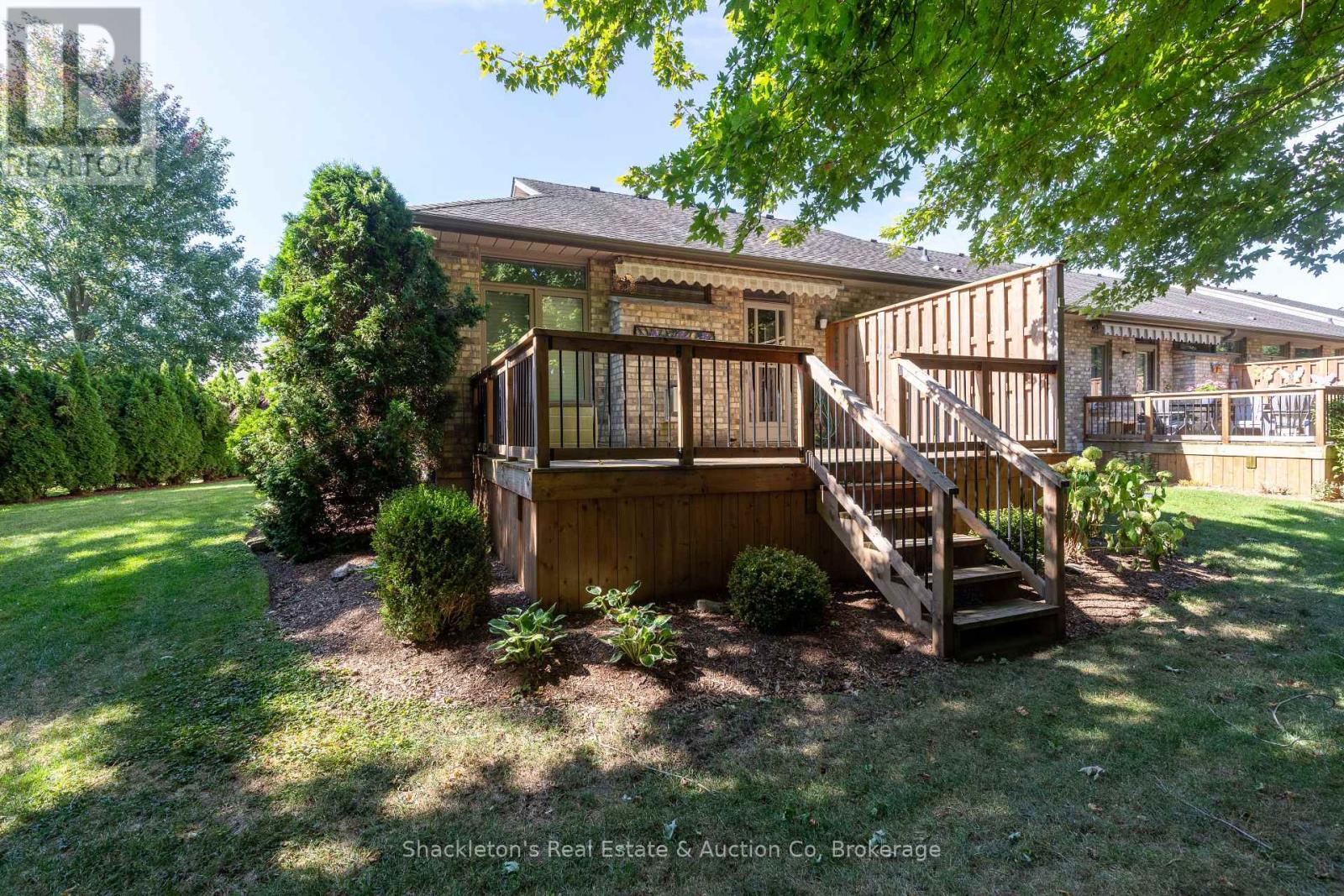 55 44 Edgevalley Road Photos • London East ON