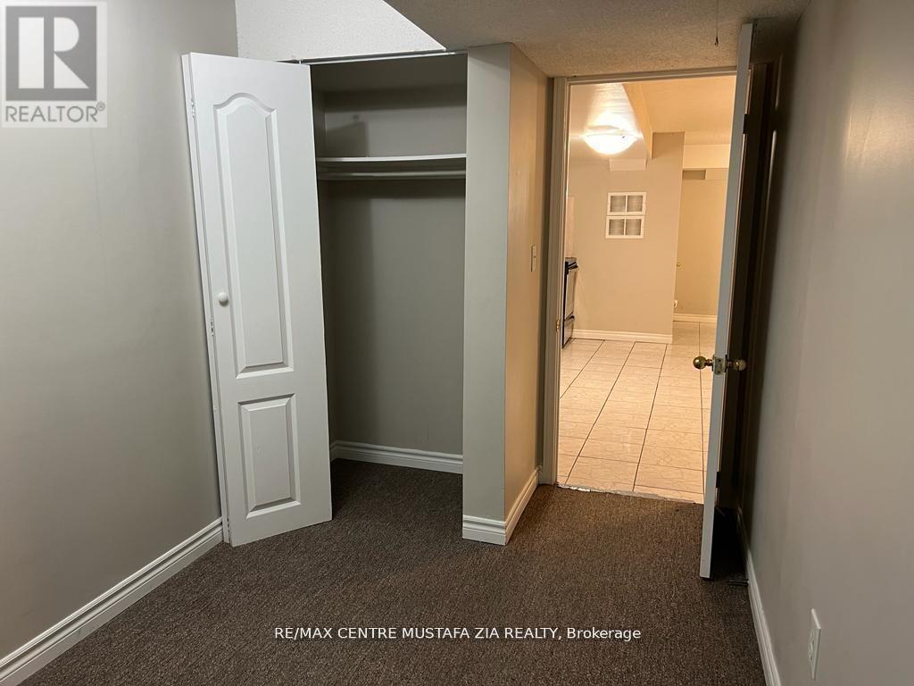 BSMT - 1088 WINDBROOK GROVE Bsmt - house for rent in East Credit ...