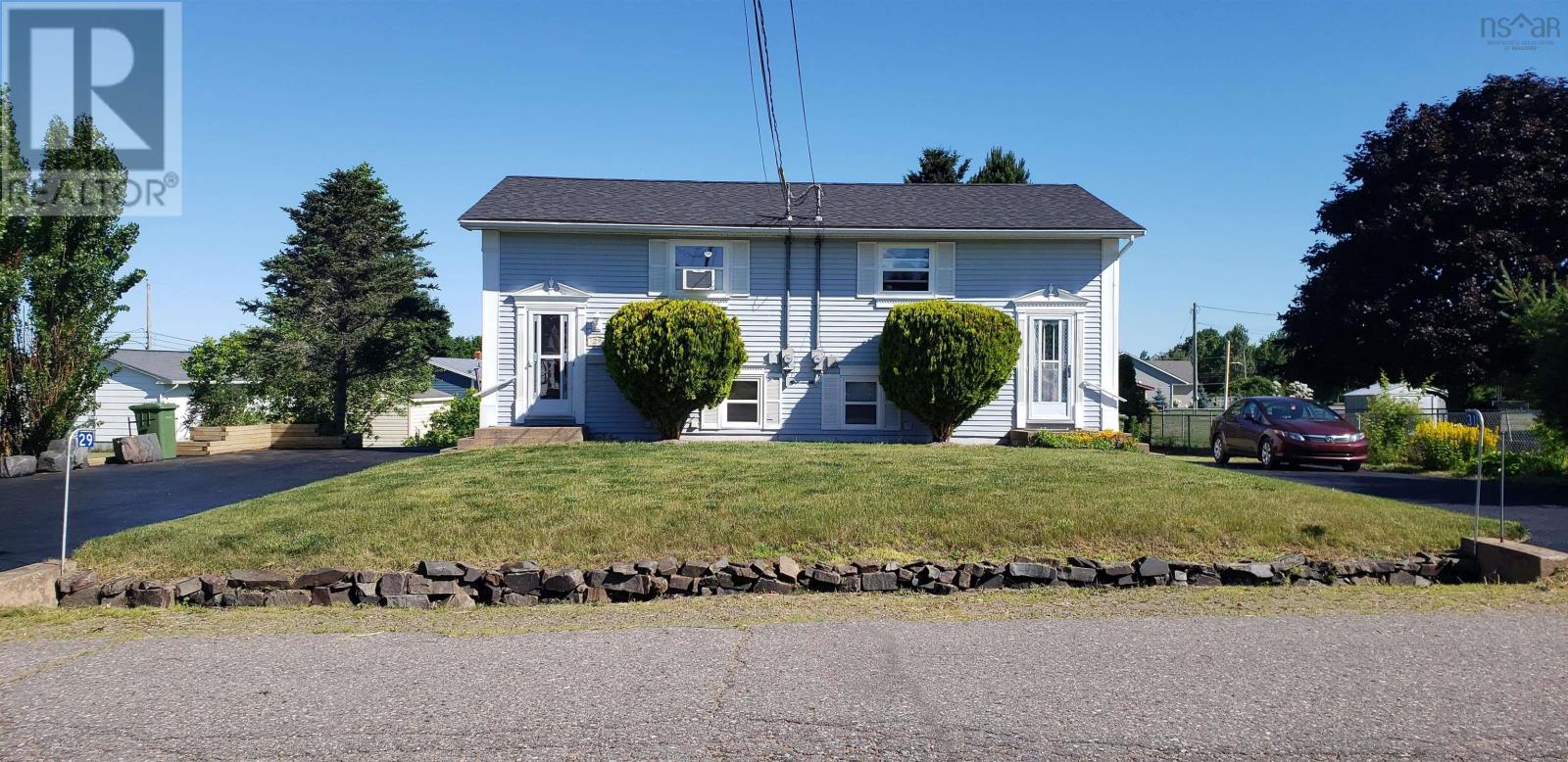 29 31 Old Farm Lane, New Minas Sold Duplex | Ovlix