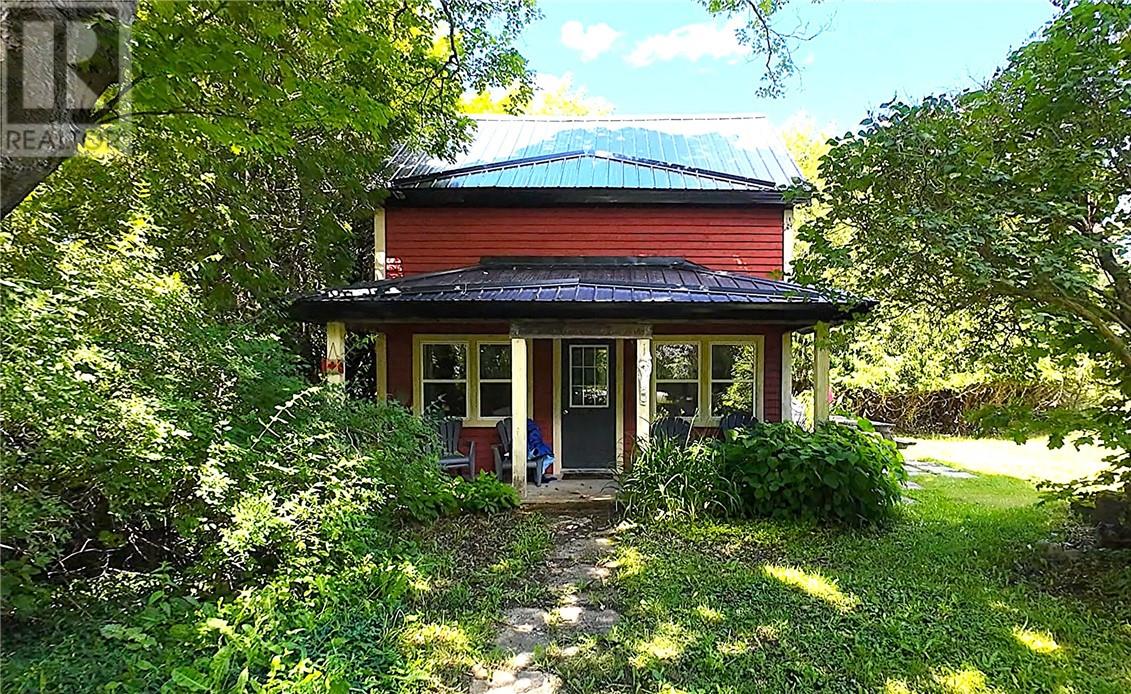 9318 Hwy 542 Highway, Spring Bay, Ontario P0P 2B0 (27901790)