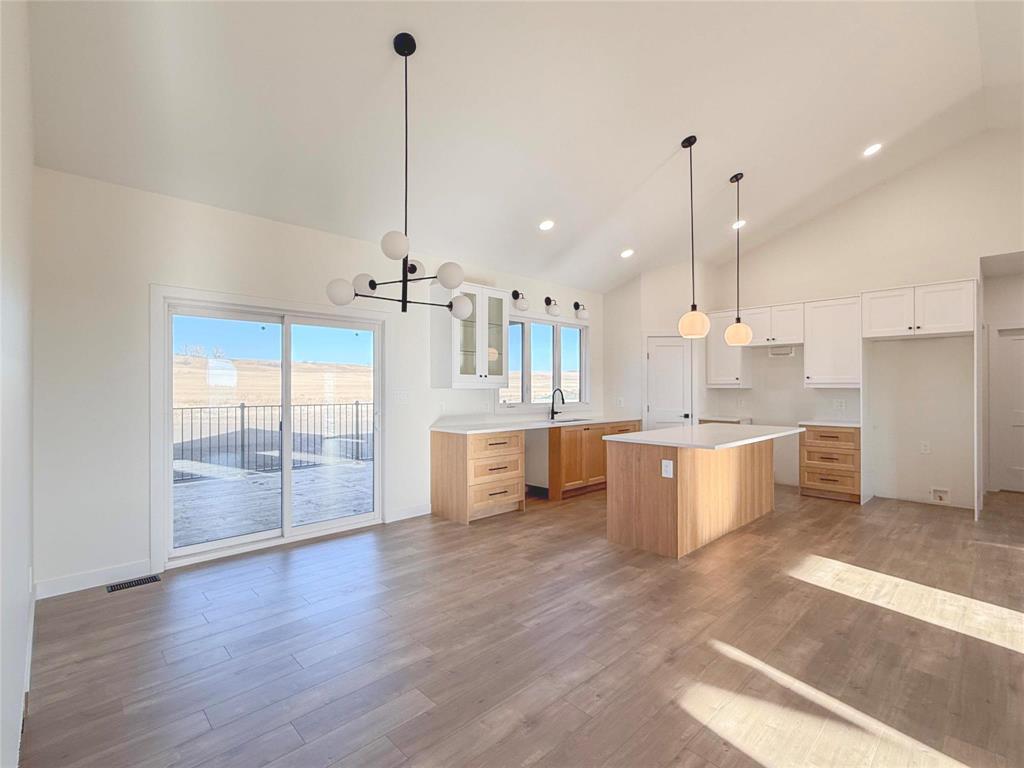 23 Silky Way, Brandon, Manitoba R7A 5Y3 (29131820) - Brandon, MB Real ...