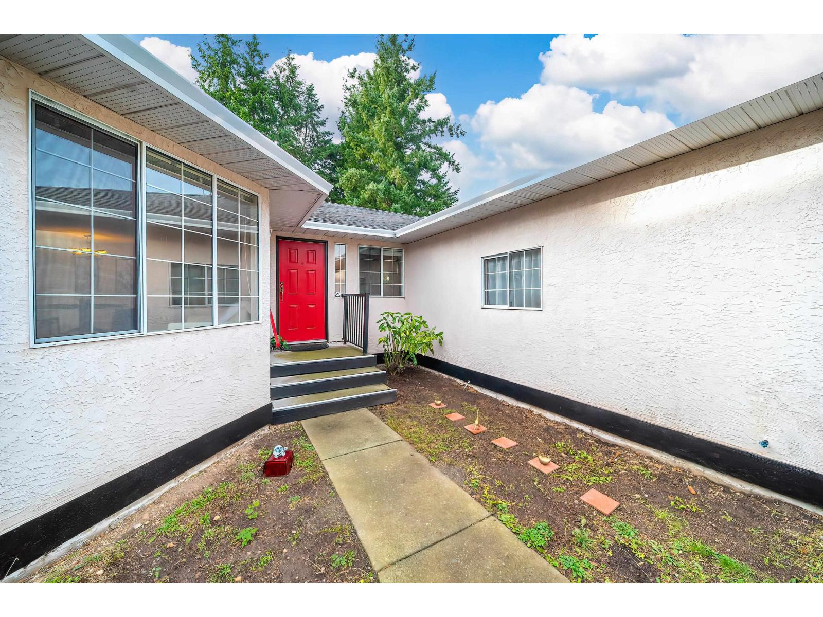 2085 153 STREET, Surrey, British Columbia - One Percent Realty Ltd. British Columbia | Official Site