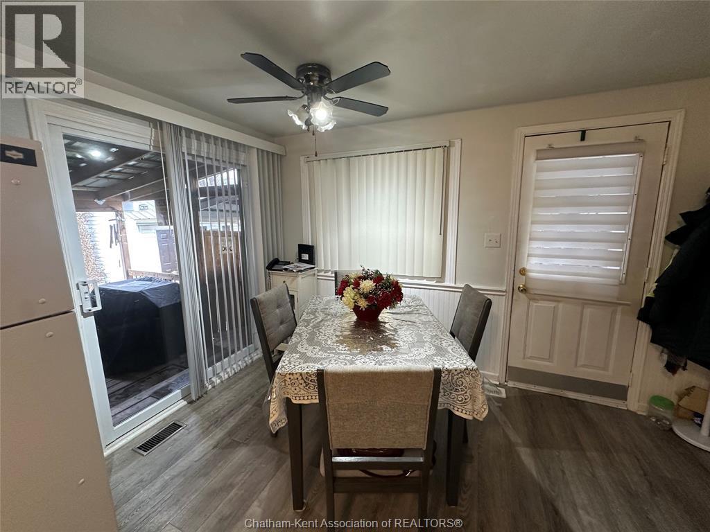 7083 Base Line Line, Wallaceburg, Ontario N8A 1A3 (29210009 ...