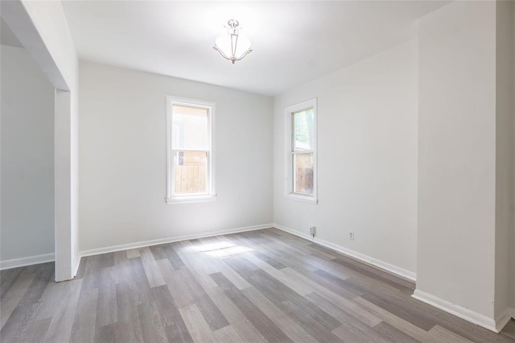 212 Austin Street N, Winnipeg, Manitoba R2W 3M6 (29229359) – Ben ...