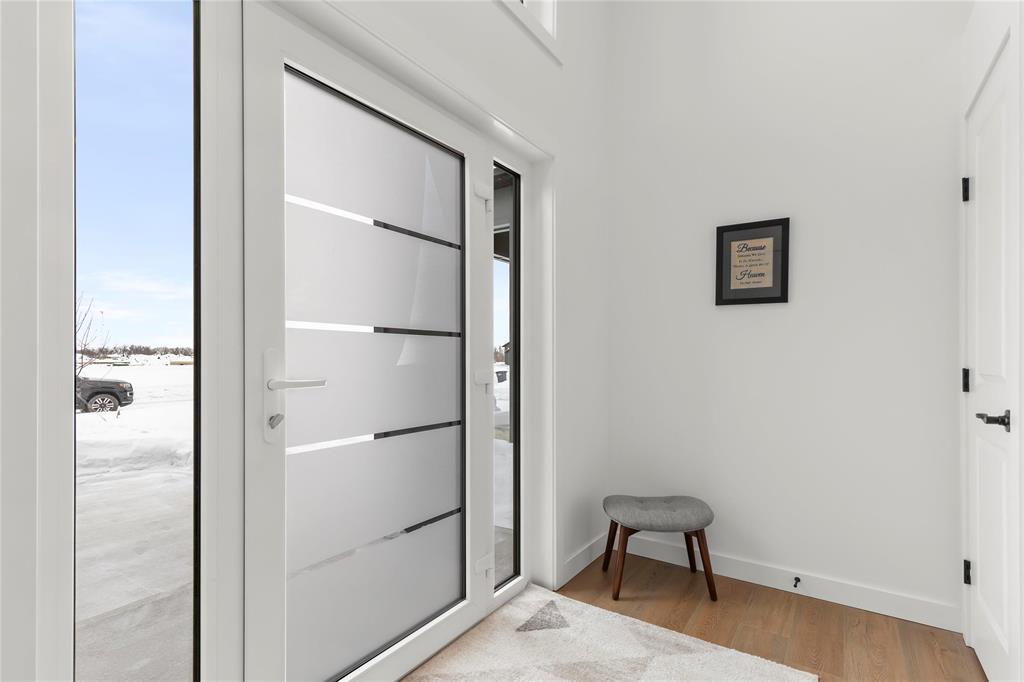 21 Grouette Crescent, Ste Anne, Manitoba R5G 0C2 (29245962) - Keith ...