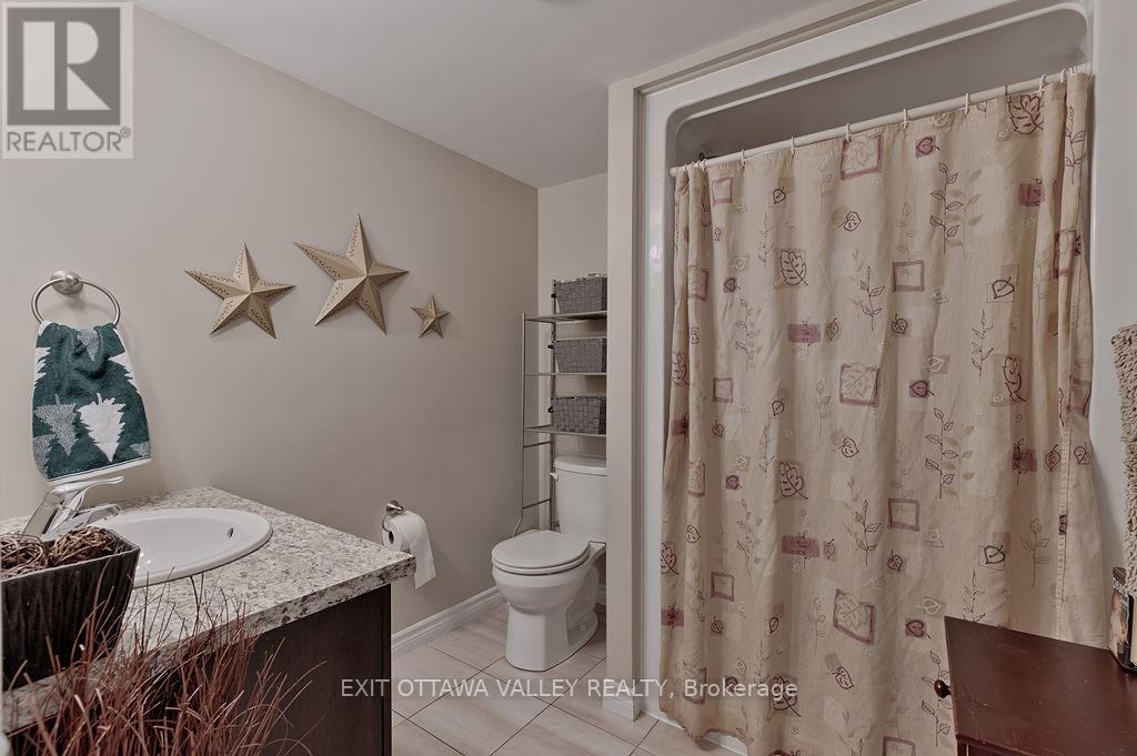 26 MORNING STAR STREET - Petawawa - Ontario » ID# X12699332 » Team Realty